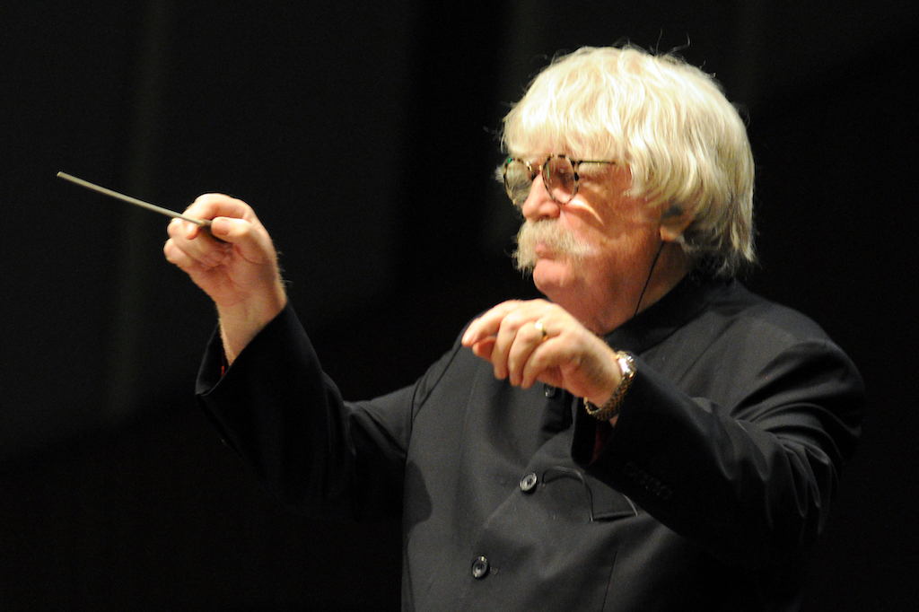 Music That Moves - Serenade