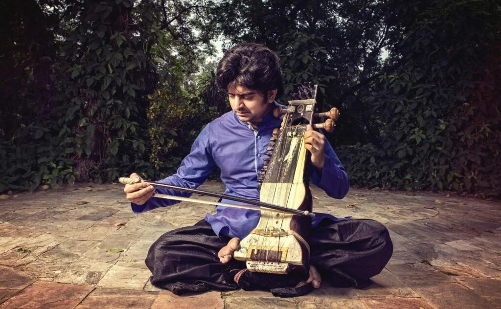 The Sarangi Family - Serenade